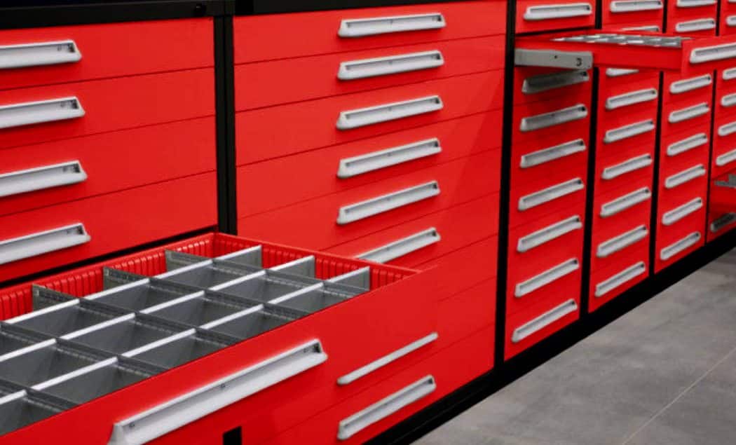 Lyon - Lockers, Cabinets, Industrial Shelving & Rack